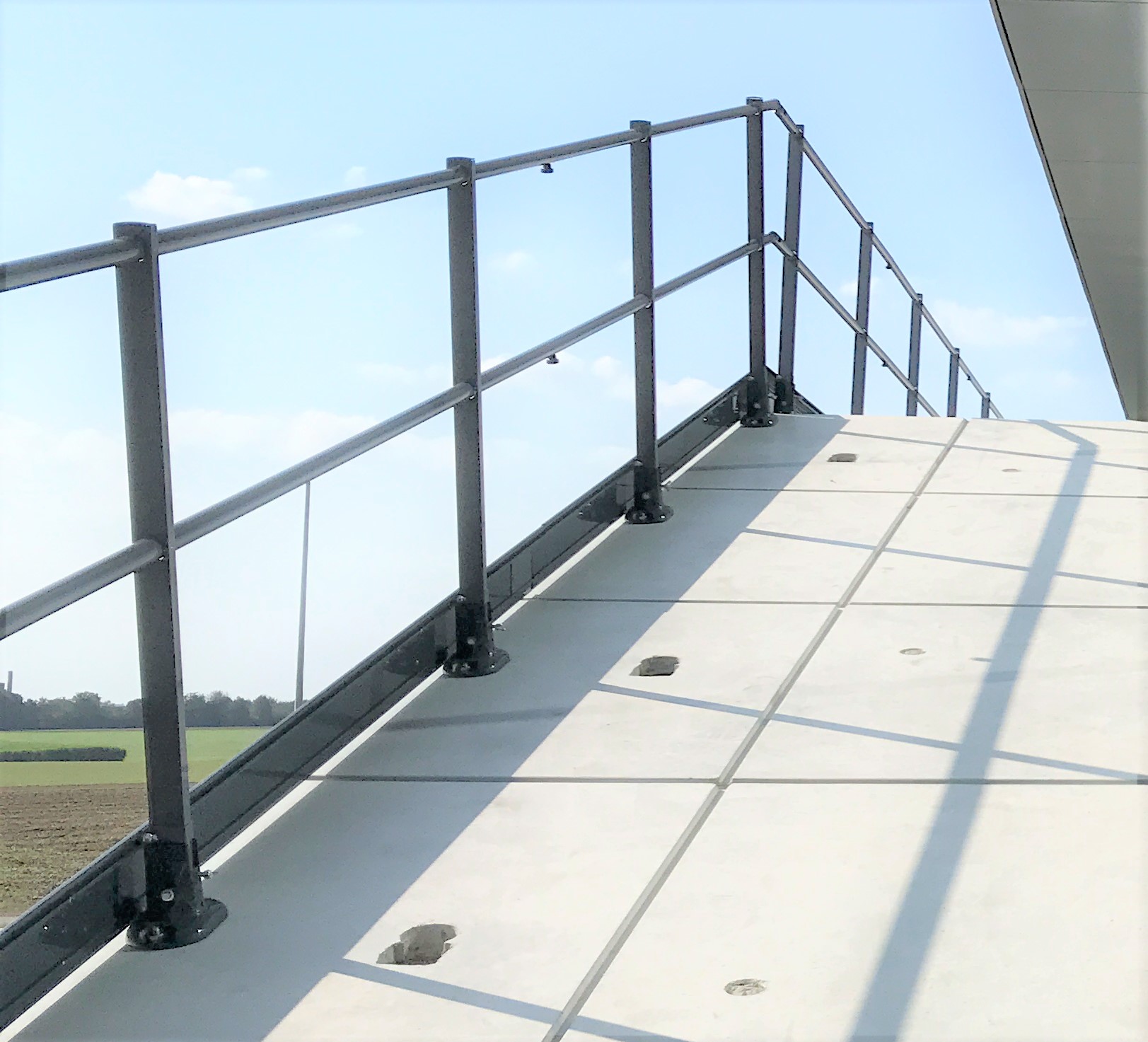 GARDCO Dachgeländer zur Befestigung an der Attika